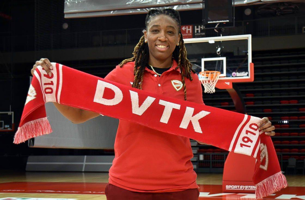 Keyona Hayes visszatért - Amíg Élek Én