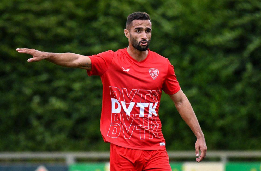 Közös megegyezéssel szerződést bontott a DVTK és Julien Célestine - Amíg Élek Én