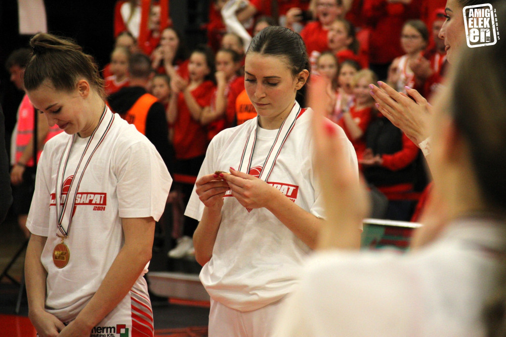 Lelik Réka is szerződést hosszabbított - Amíg Élek Én